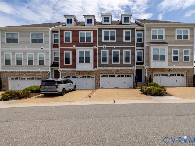 11443 Hayloft Lane
