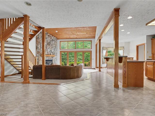 11440 Glenmora Drive