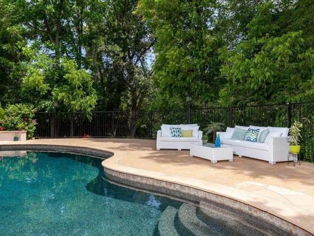 11440 Meadow Creek Rd, El Cajon, CA 92020
