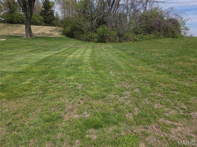 11440 Sheffield Dr, Florissant, MO 63033