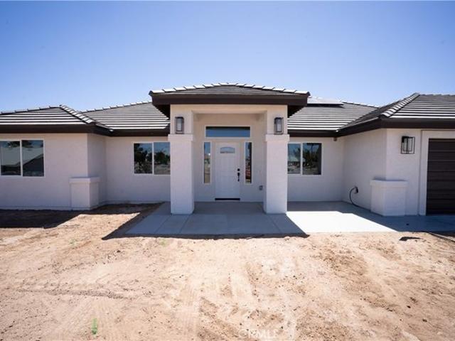 11441 5th Ave, Hesperia, CA 92345
