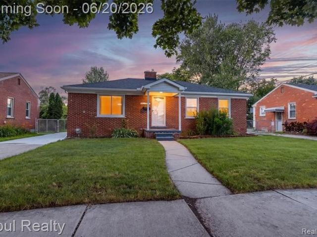 11441 Brookfield St, Livonia, MI 48150