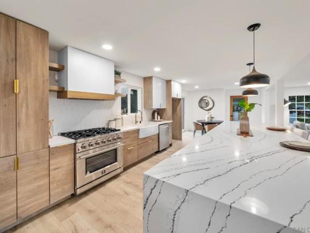 11442 Pinehurst Dr, Lakeside, CA 92040