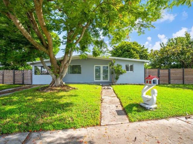 11445 SW 43rd Ter, Miami, FL 33165