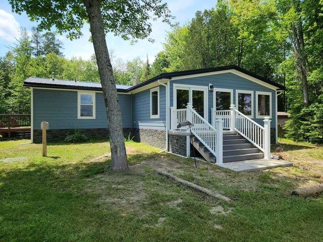 11449 E Village Rd, Sugar Island, MI 49783