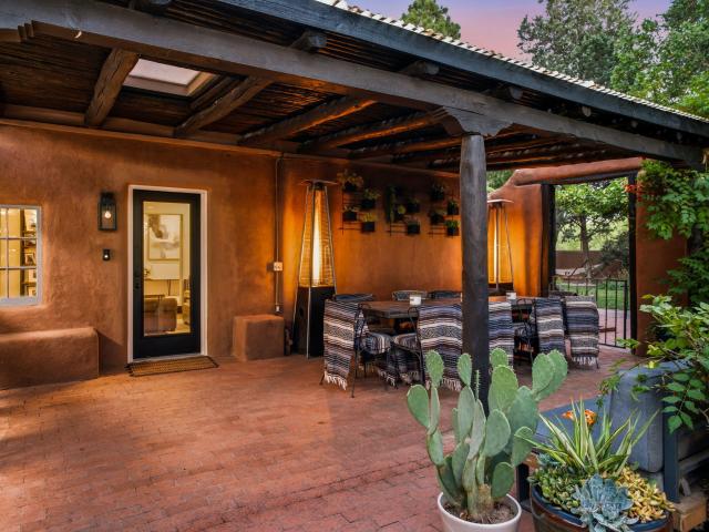 1144 Andrews Lane