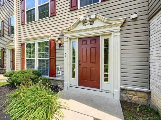 1144 Blue Bird Lane # 18