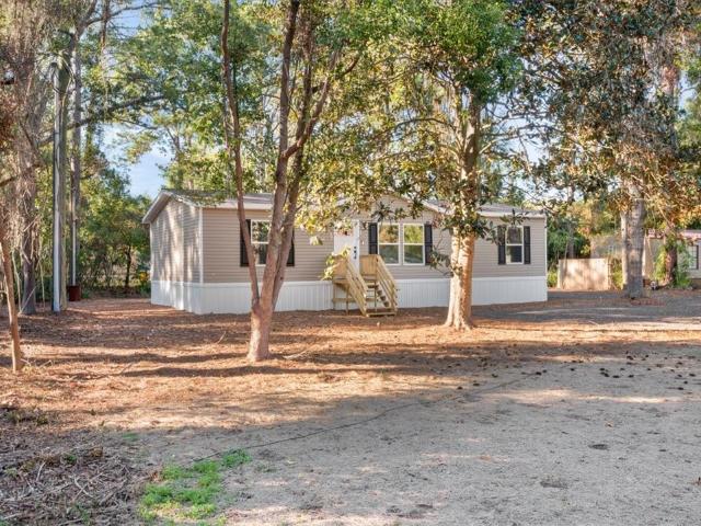 1144 Cypress St, Darien, GA 31305 | MLS #1657