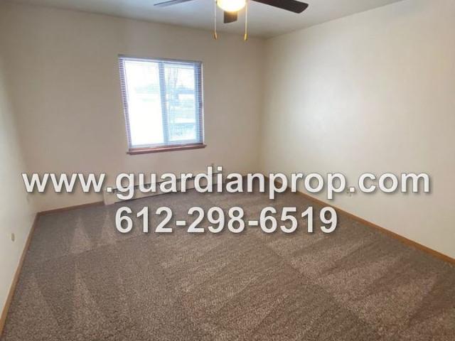 1144 Dionne Street 1 Bedroom Apartment for Rent at 1144 Dionne St, Roseville, MN 55113 Roseville