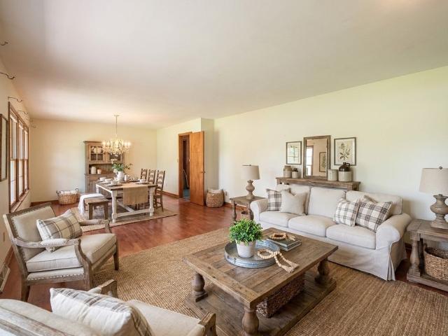 1144 Evangeline Drive