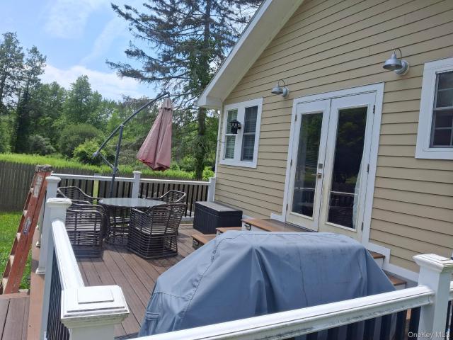 1144 peekskill hollow