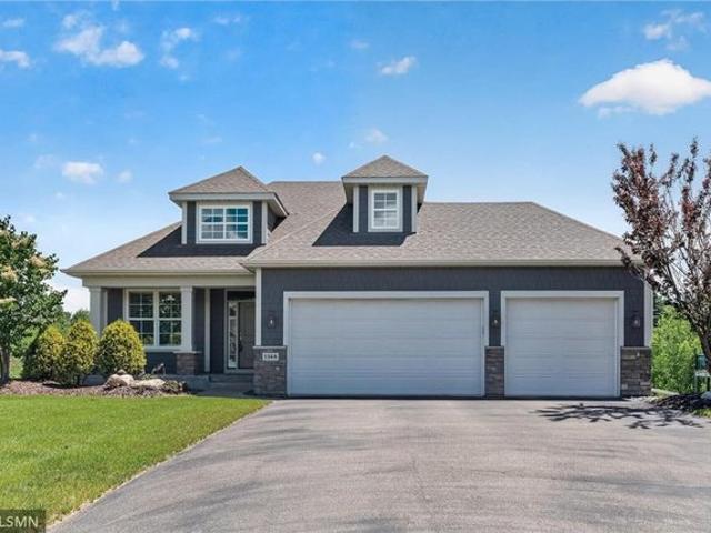 1144 Pine Hill Ln, White Bear Township, MN 55127
