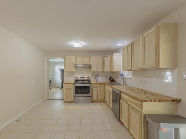 1144 Ridgeway Road