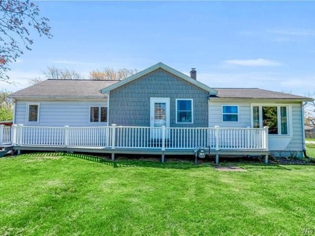 1144 Sweet Home Rd, Lewiston, NY 14305