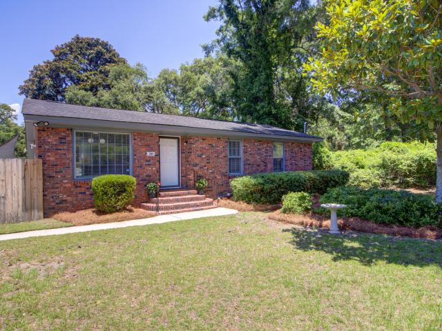 1144 Wyndham Road