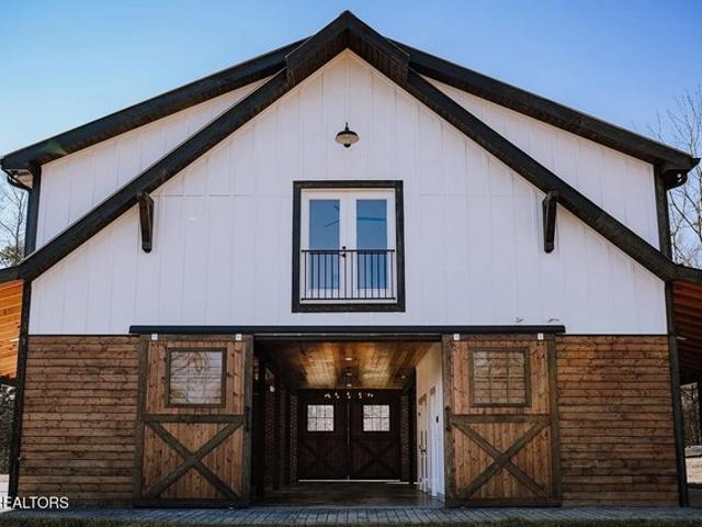 1144 Wooddale Church Rd, Strawberry Plains, TN 37871