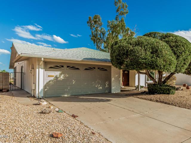 11451 S Mohave St, Phoenix, AZ 85044 | MLS #6934 | Compass