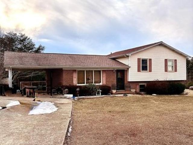 11457 Mount Cross Rd, Danville, VA 24540