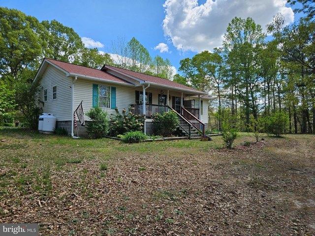 11455 Railroad Ln, Ruther Glen, VA 22546