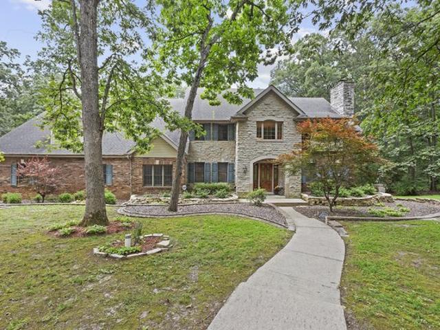 11458 Burr St, Crown Point, IN 46307
