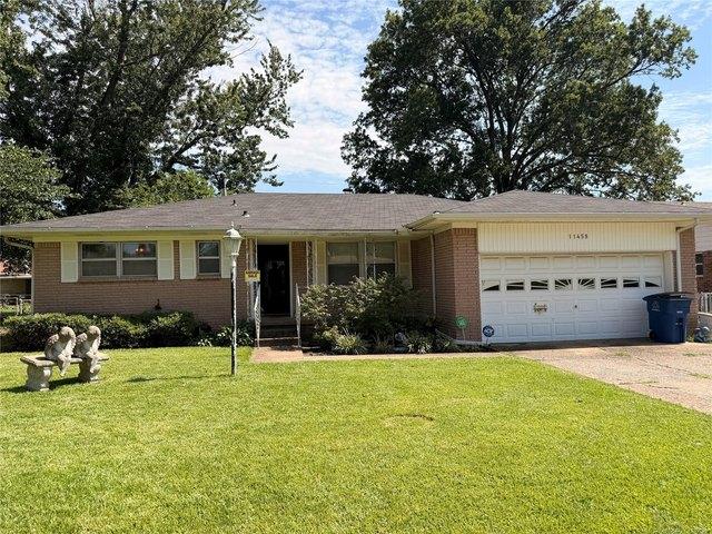 11458 E 6th St, Tulsa, OK 74128