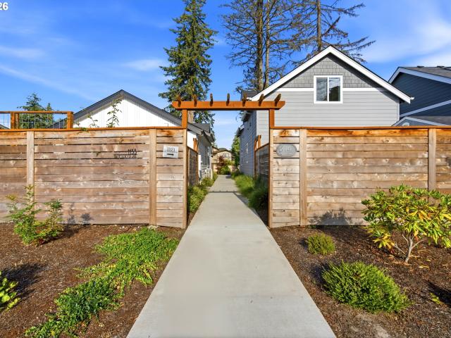 1145 nw michelbook ln