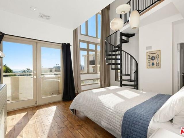 1145 N Horn Ave Unit E, West Hollywood, CA 90069