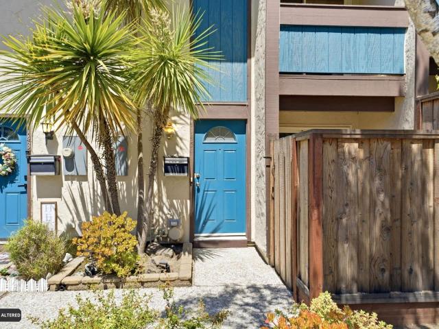 1145 Oddstad Boulevard