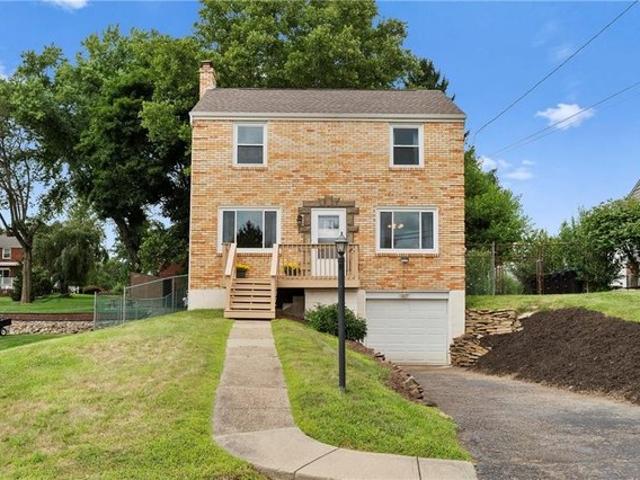 1145 Balmoral Dr, Pittsburgh, PA 15237