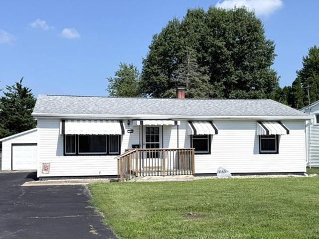 1145 Bridge Ave, Galesburg, IL 61401
