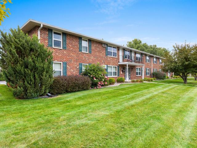 1145 Roland Lane