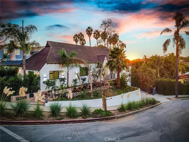 1145 S Longwood Ave, Los Angeles, CA 90019 | MLS #SR26063 | Compass