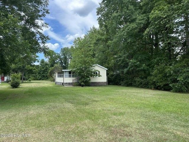 1145 S Parker Rd, Holly Ridge, NC 28445