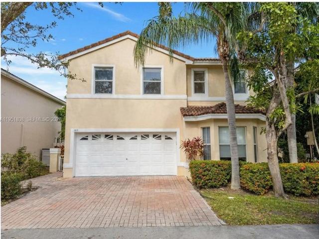 1145 W Lake St, Hollywood, FL 33019
