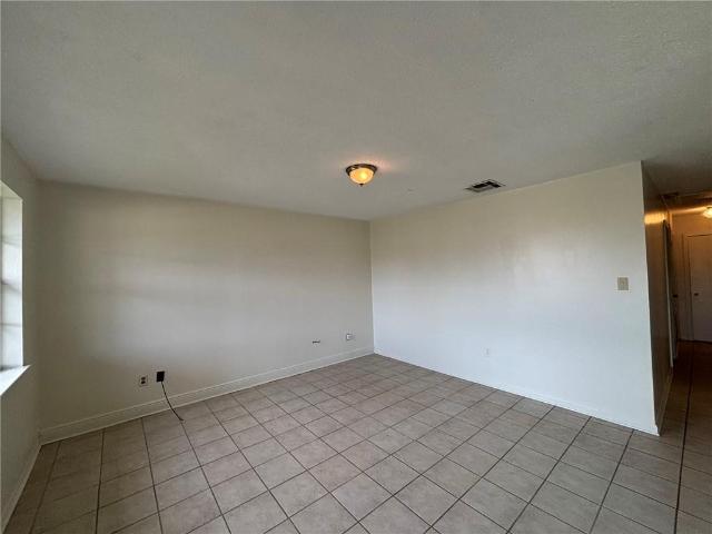 1145 Warren Drive