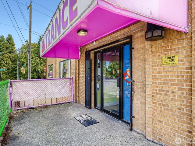 11463 Rainier Ave S