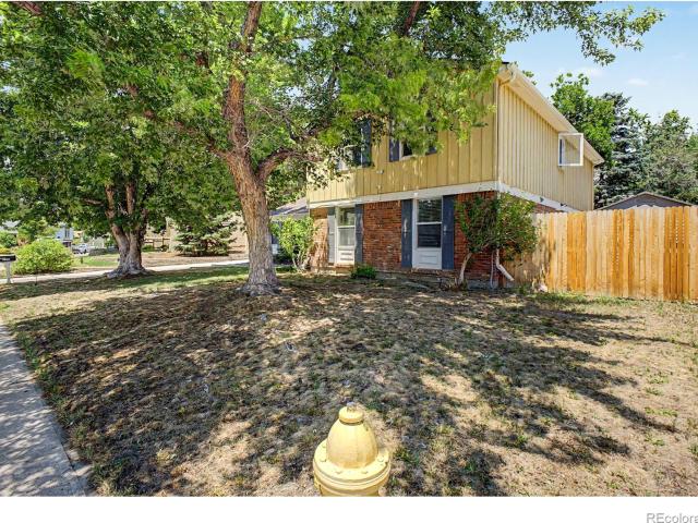 11467 E Amherst Circle S