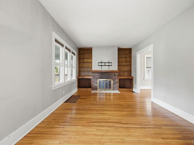 1146 N Glencove Road