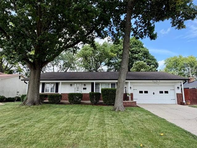 1146 Dechant Ct, Columbus, OH 43229