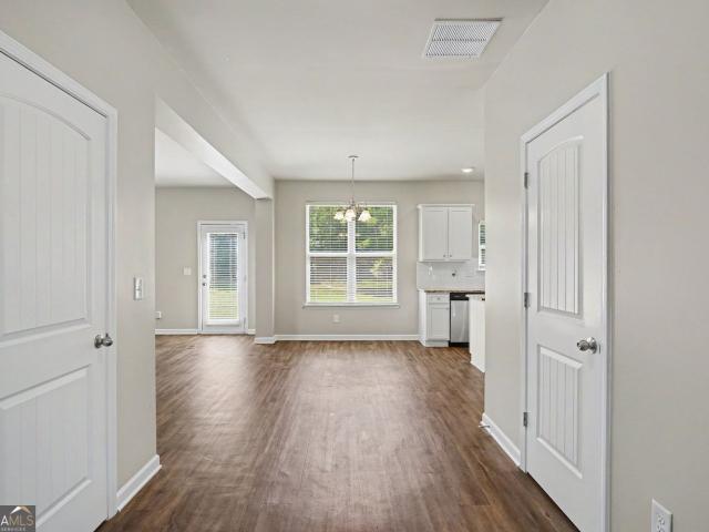 1146 E Shoreview Drive