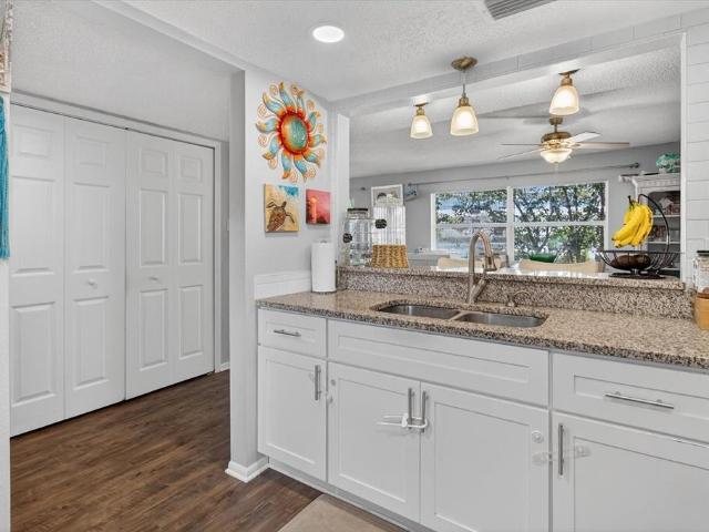 1146 King Arthur Ct, Unit 110, Dunedin, FL 34698 | MLS #TB8447