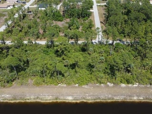1146 Randolph St, Lehigh Acres, FL 33974