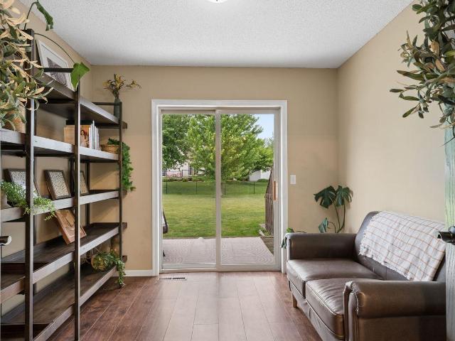 1146 Sparrow Road