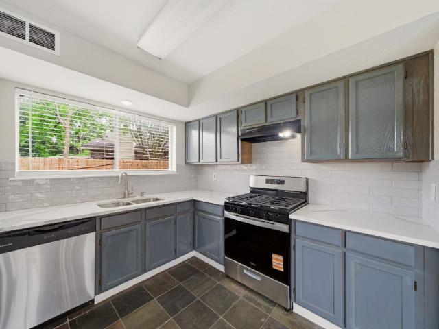1146 Woodbridge Avenue