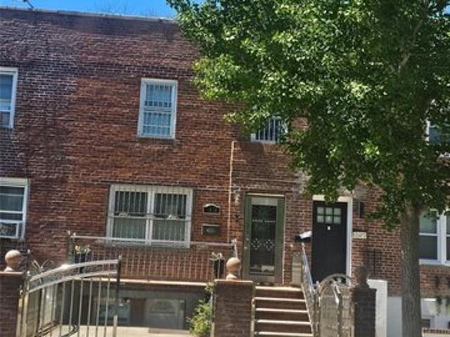 11474 th St, Cambria Heights, NY 11411