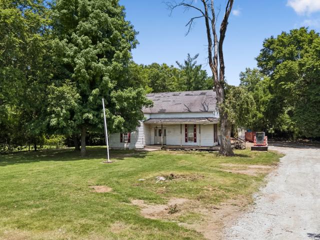 11476 Old Nashville Hwy