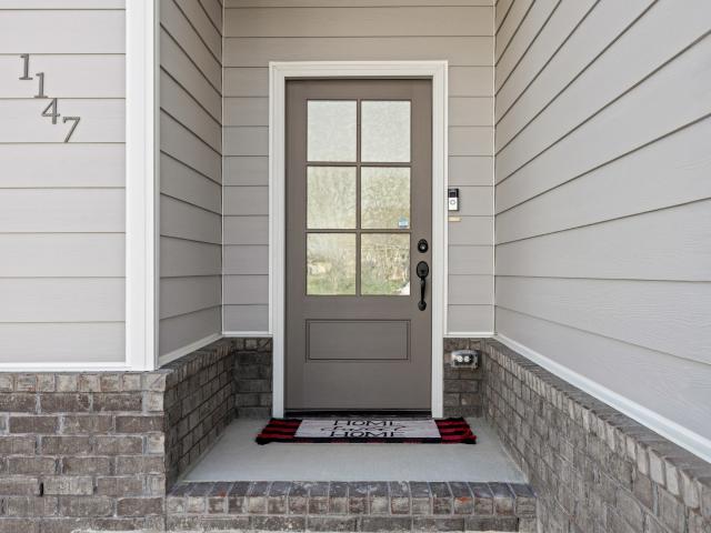 1147 Malinda Ln