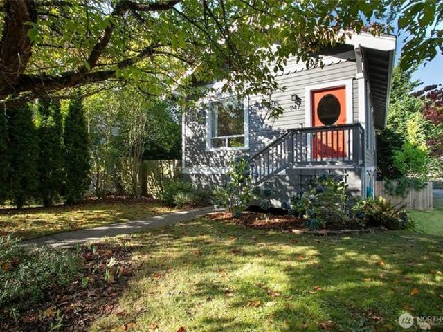 1147 Humboldt St, Bellingham, WA 98225