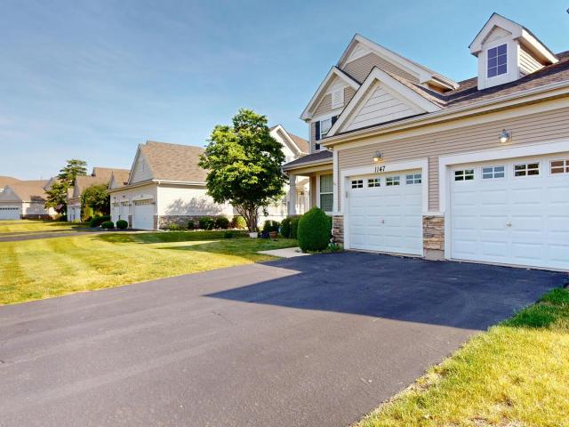 1147 Hampton Lane