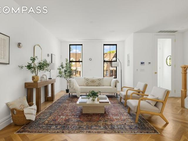 1147 Hancock St, Brooklyn, NY 11221
